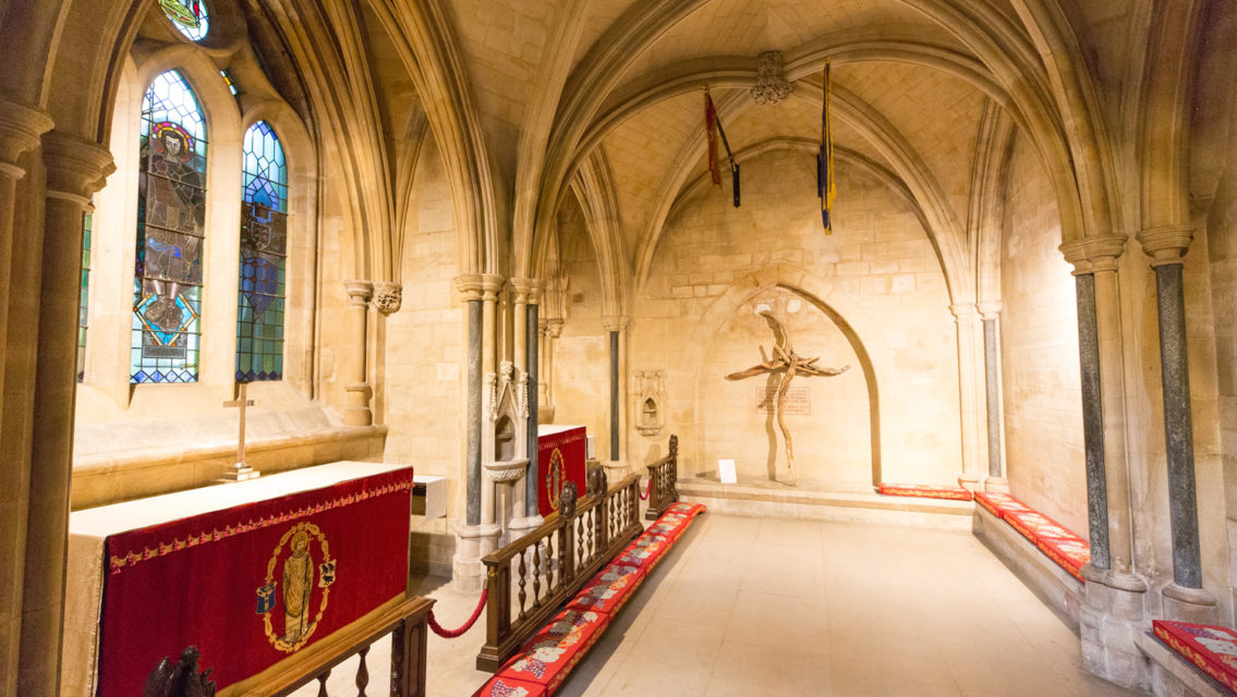 Everlasting honour for city's wartime defenders - Exeter Cathedral